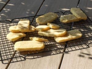 Sourdough Shortbread Cookies (Easy Sourdough Discard Recipe ...